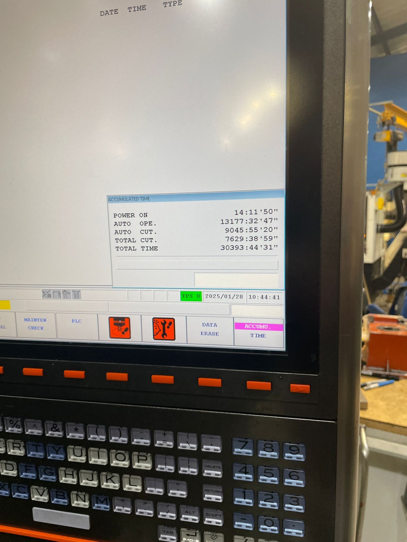 VTC-800 30SR 5 Axis Machining Centres | 2013 | Mazak | Percy Martin